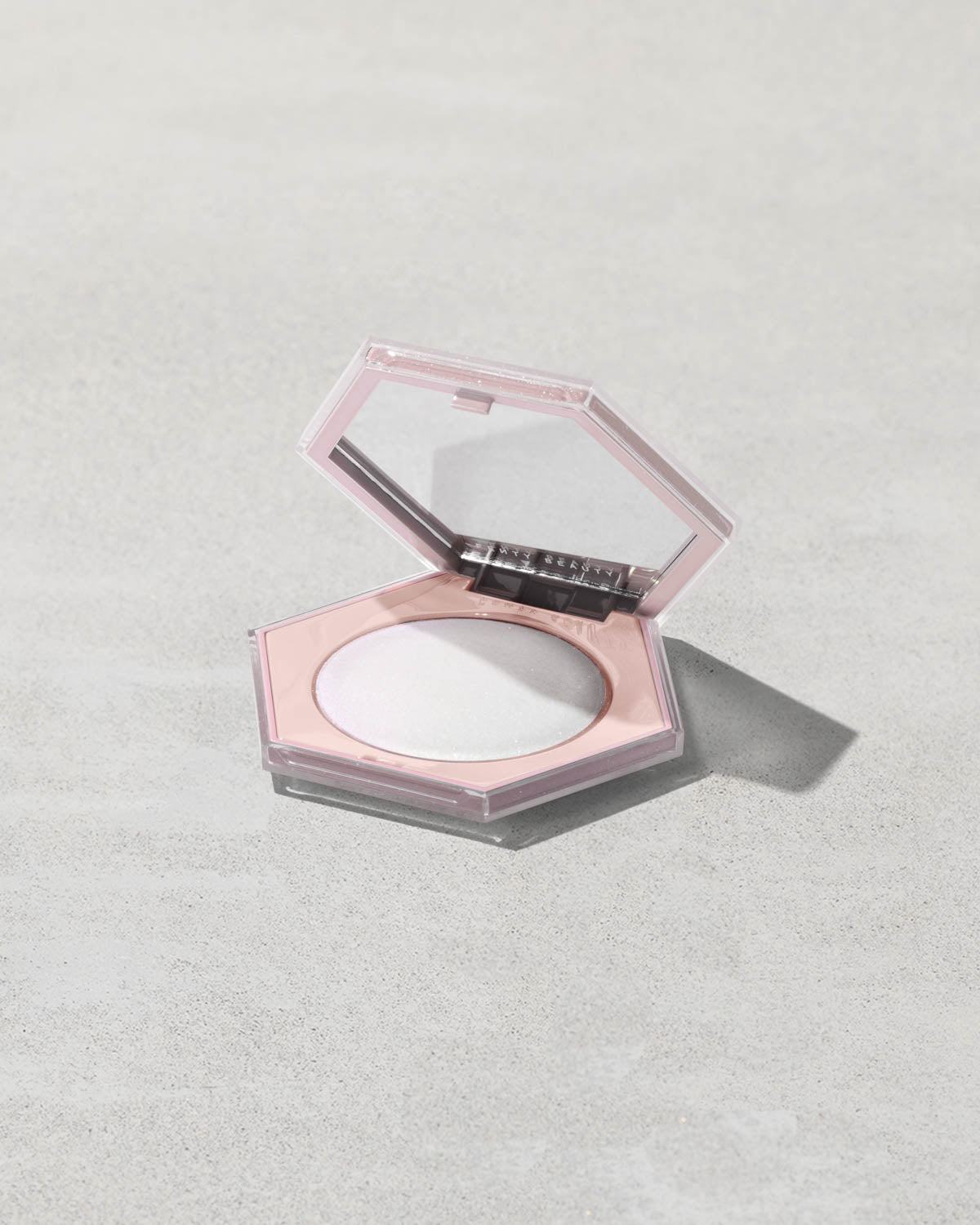 Fenty Beauty Diamond Bomb All-Over Highlighter (pink ice) – Snapaholicshop